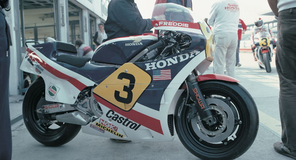 NS500誕生の背景｜RACERS Honda二輪レーシングマシン列伝｜Honda公式サイト