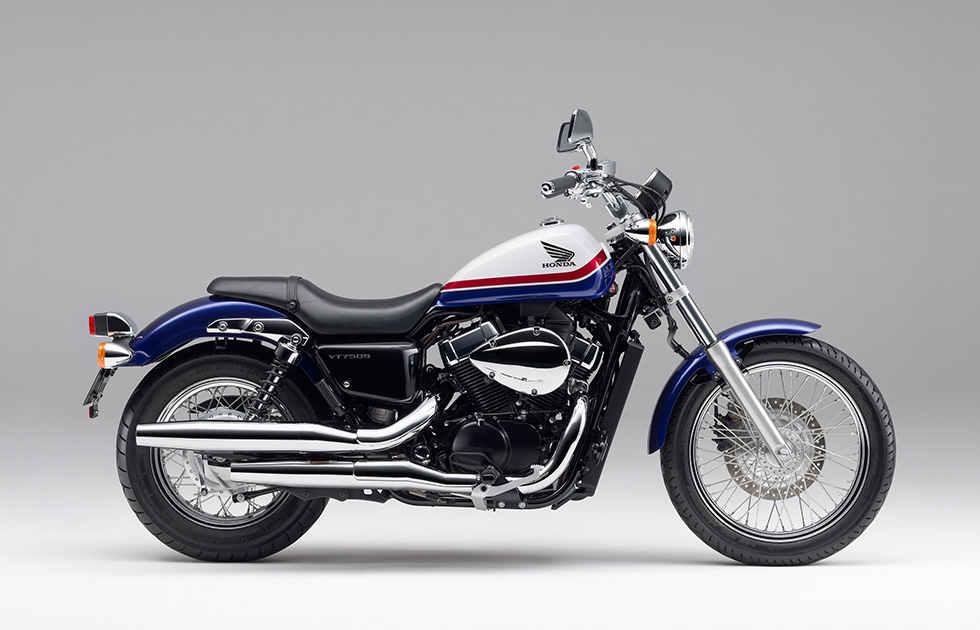 Honda | ロードスポーツモデル「VT750S」のカラーリングを変更し発売