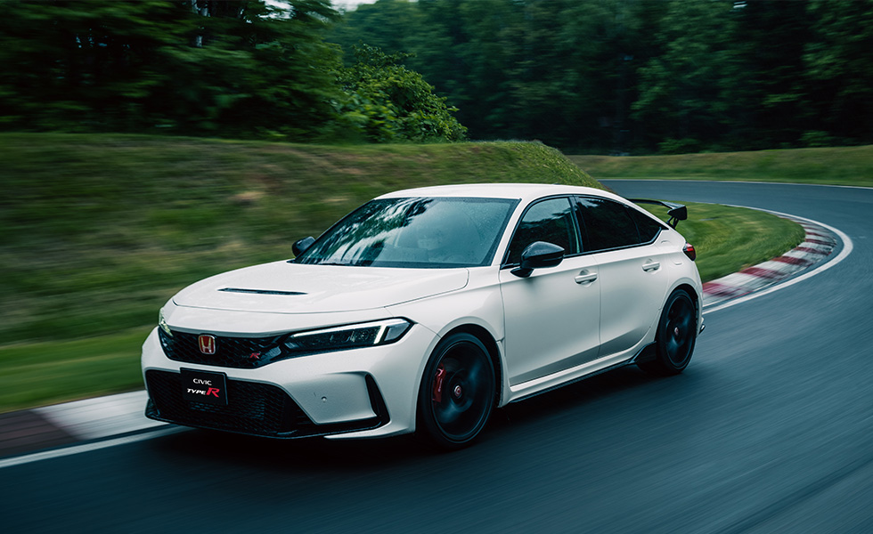 Honda | 新型「CIVIC TYPE R」を発売